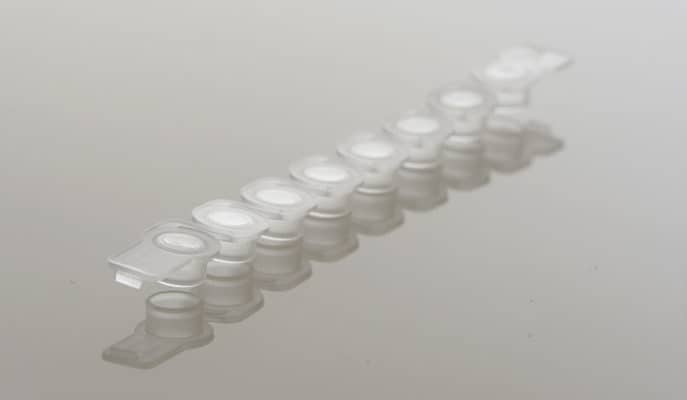 CrystalStrip™, crystal clear strips of 8 flat optical caps | Medical ...